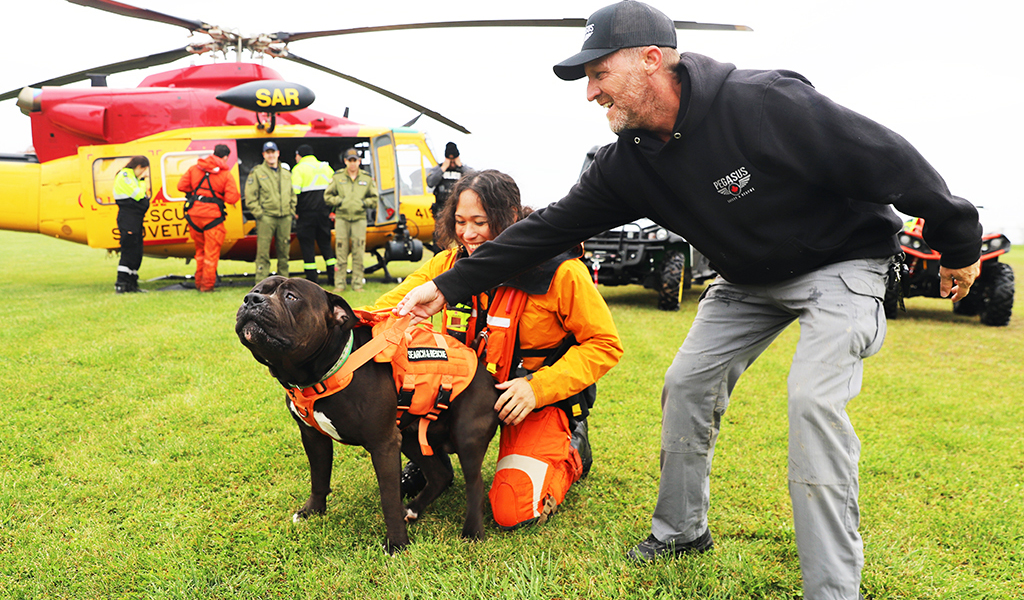 Six Nations Police and paramedics put through the hoops in Canadian Air ...